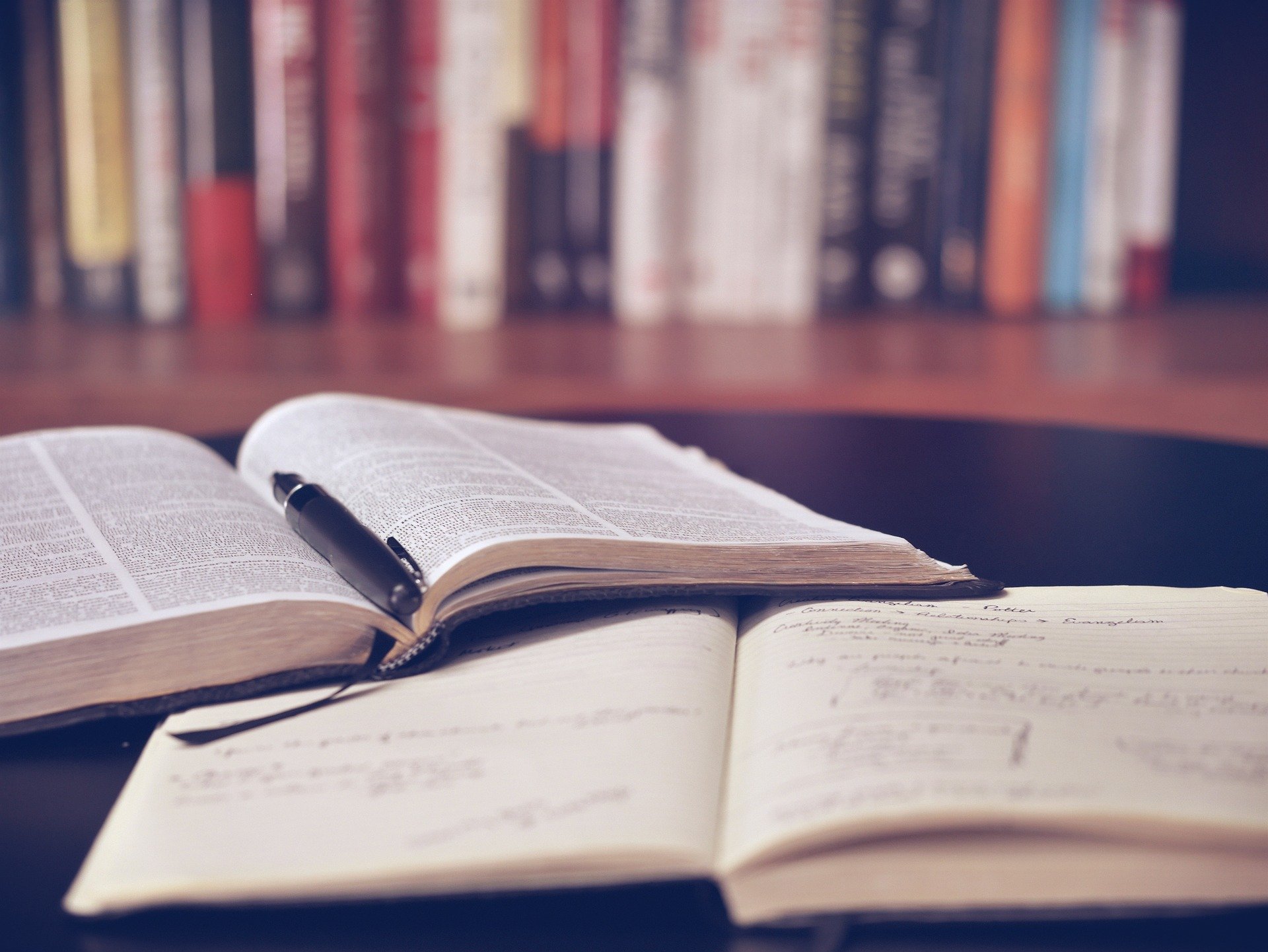 Requesting library resources | CCCU
